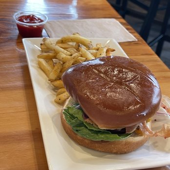 BREAD AND BREW ALASKA - Updated March 2025 - 302 Photos & 380 Reviews ...