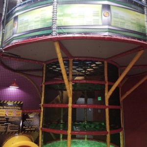 UPTOWN JUNGLE FUN PARK - 33 Photos & 48 Reviews - 1725 N Dysart Rd ...