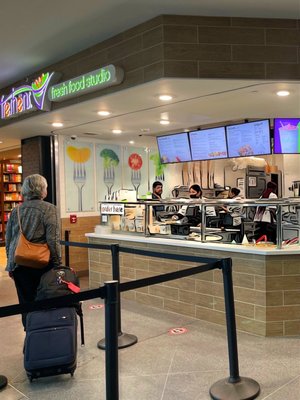 FRESHENS FRESH FOOD STUDIO - Updated December 2025 - 37 Photos & 60 ...