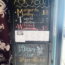 CRAWFISH HOUSE - Updated June 2026 - 894 Photos & 905 Reviews - 9826 ...
