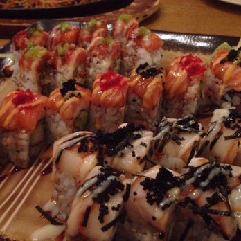 FLYING ROLL - Updated December 2025 - 607 Photos & 371 Reviews - 3312 ...