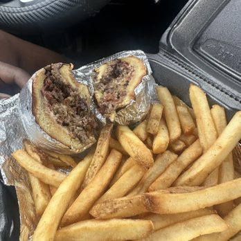 BURGER IM - Updated December 2025 - 108 Photos & 67 Reviews - 7673 ...