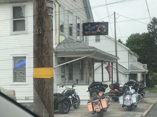 BIG DOGS BAR & GRILLE - Updated December 2025 - 25-27 Main St, Junedale ...