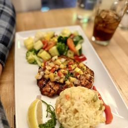 NEWPORT LANDING RESTAURANT - Updated August 2025 - 1149 Photos & 1070 ...