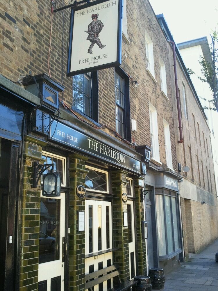 THE HARLEQUIN - Updated June 2025 - 27 Arlington Way, London, United ...