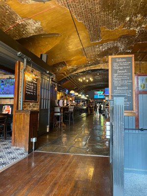 THE MINORIES - Updated December 2025 - 100 Photos & 114 Reviews - 64-73 ...