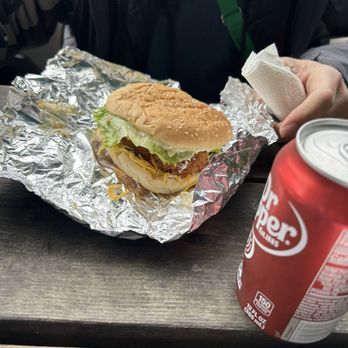 BURGER QUEEN - Updated December 2025 - 107 Photos & 143 Reviews - 518 ...