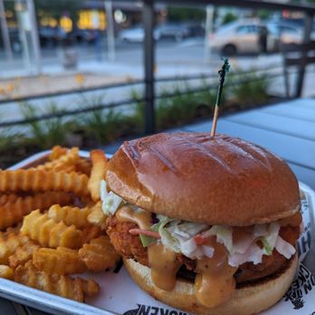 HOUSTON TX HOT CHICKEN - Updated December 2024 - 30 Photos & 29 Reviews ...