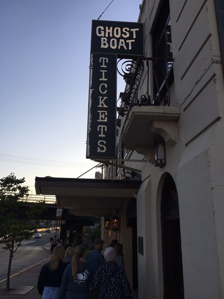 DELLS GHOST BOAT - Updated August 2024 - 16 Photos & 21 Reviews - 11 ...