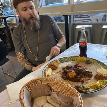 BETESEB RESTAURANT - Updated May 2024 - 234 Photos & 345 Reviews - 1212 ...