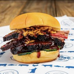 PIG BEACH BBQ - Updated July 2025 - 90 Photos & 19 Reviews - 64 C St ...