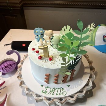 CAESAR’S PASTRY with reviews - Updated September 2024 - 498 Photos ...