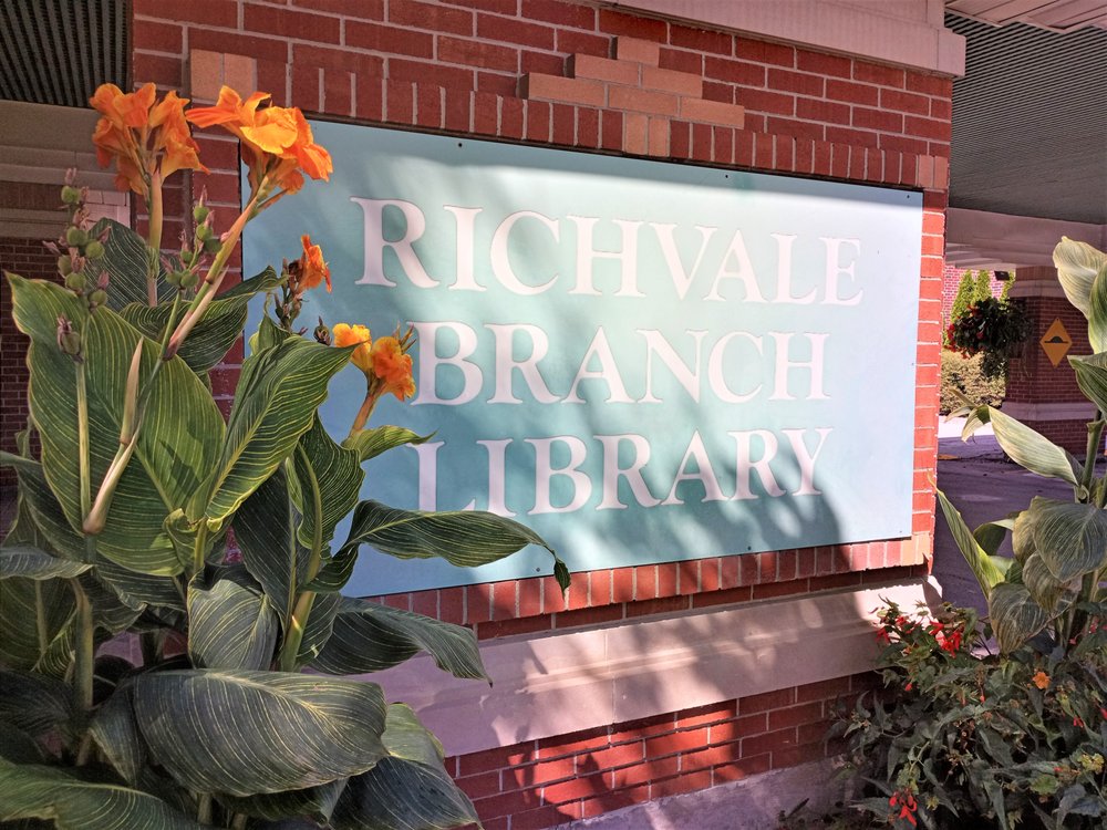 RICHMOND HILL PUBLIC LIBRARY-RICHVALE LIBRARY - 12 Photos - 40 Pearson ...