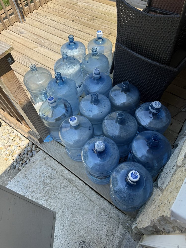 HINCKLEY SPRINGS WATER - Updated May 2026 - 41 Reviews - 9890 E 121st ...
