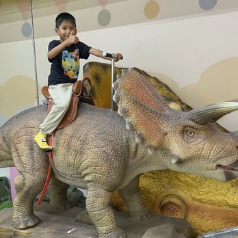 KEIKI KINGDOM - Updated November 2024 - 461 Photos & 224 Reviews - 1460 S Beretania St, Urban ...