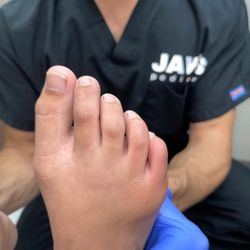 ABRAHAM WAGNER, DPM - JAWS PODIATRY - 32 Photos & 28 Reviews ...