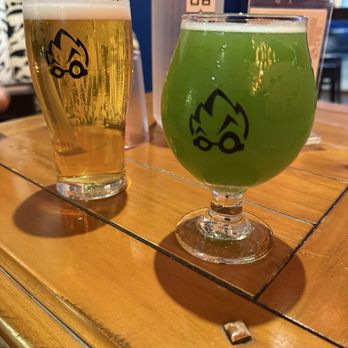 BEER LAB - Updated December 2025 - 106 Photos & 26 Reviews - 2600 S ...