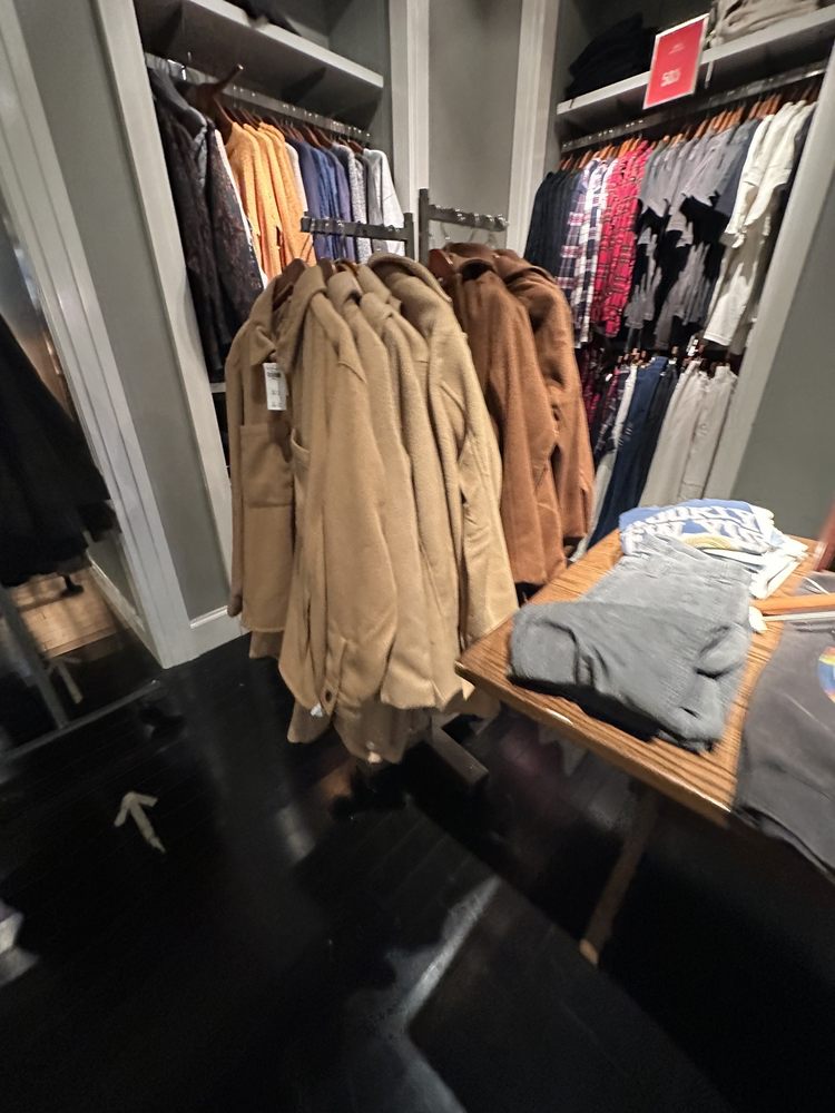 ABERCROMBIE & FITCH - Updated July 2025 - 10 Photos - 3710 US Hwy 9 ...