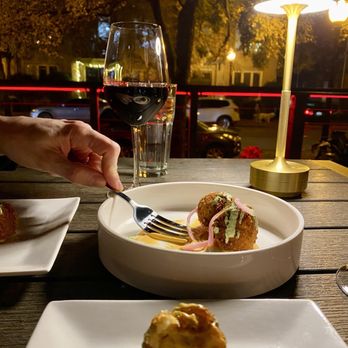 THOMAS AVENUE BEVERAGE - Updated May 2025 - 29 Photos & 13 Reviews ...