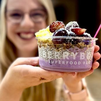 BERRYBOX SUPERFOOD BAR - Updated November 2025 - 77 Photos & 32 Reviews ...