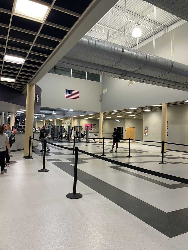 NAS LEMOORE GYM AND FITNESS CENTER - Updated October 2025 - 16 Photos ...