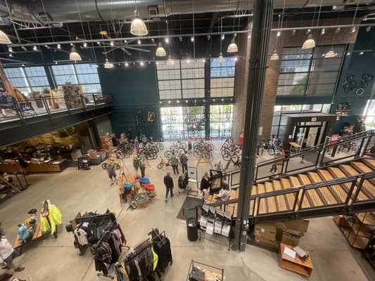 REI - Updated March 2025 - 73 Photos & 234 Reviews - 905 W Eastman St ...