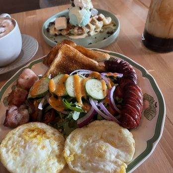 CAFE 104 - Updated July 2024 - 346 Photos & 96 Reviews - 3705 Old ...