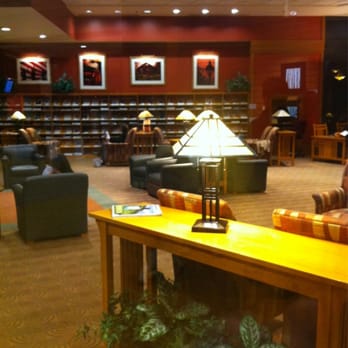 THE BRENTWOOD LIBRARY - Updated October 2025 - 37 Photos & 20 Reviews ...