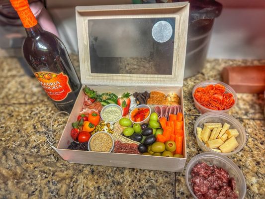 GRAZE CRAZE - Updated September 2025 - 12 Photos - 6515 Bardstown Rd ...