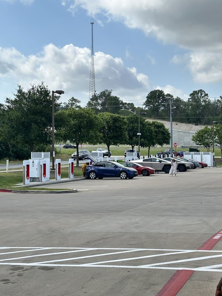 TESLA SUPERCHARGER - Updated May 2025 - 1700 TX-71, Bastrop, Texas - EV ...