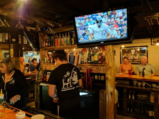 THE BOB HOUSE & THE REEL ‘N TAVERN - 47 Photos & 101 Reviews - Bars ...