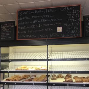 LOONEY BAKER - 13 Photos & 23 Reviews - 2948 E Highland Rd, Highland ...