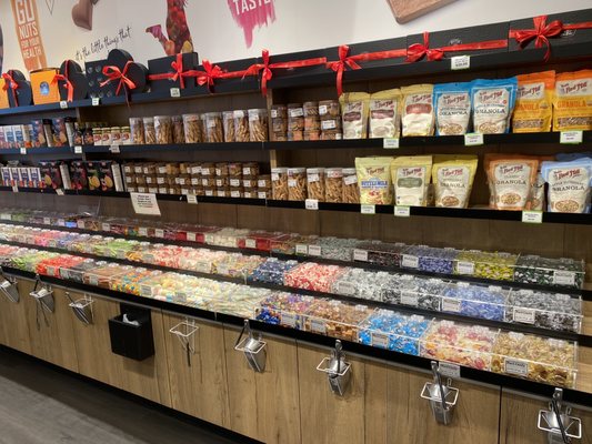 NUTS FACTORY - Updated December 2025 - 90 Photos & 30 Reviews - 70-10 ...