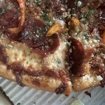 BACKPACKER PIZZA - Updated October 2025 - 21 Photos & 37 Reviews - 421 ...