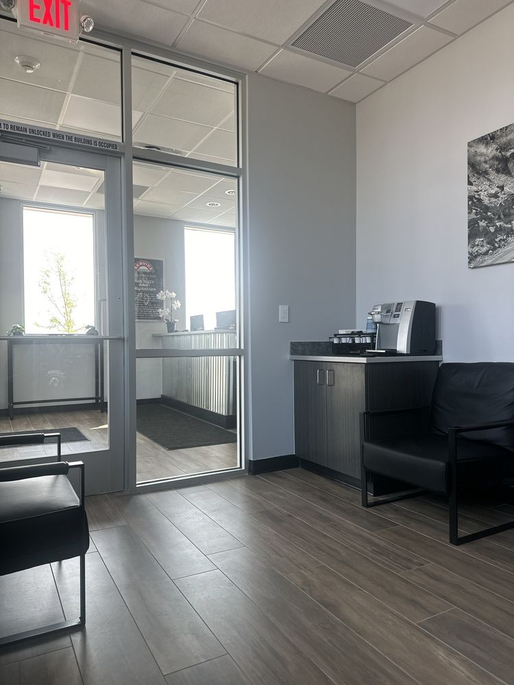 SERVICE STREET AUTO REPAIR - Updated January 2026 - 12 Photos & 12 ...