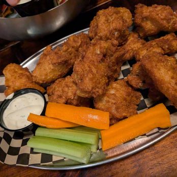 CONCORD TAP HOUSE - Updated August 2025 - 328 Photos & 185 Reviews ...