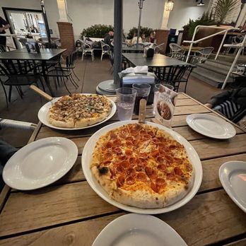 BRANCH STREET DELI AND PIZZERIA - Updated July 2024 - 58 Photos & 73 ...