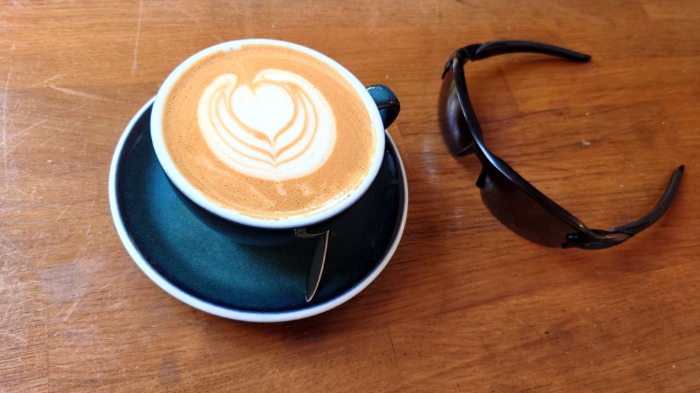 KB CAFÉ SHOP - 203 Photos & 165 Reviews - 53 avenue Trudaine, Paris ...