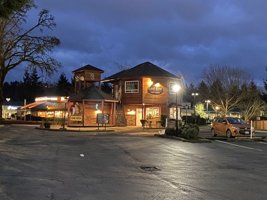 CAFÉ ELITE - Updated January 2025 - 36 Photos & 30 Reviews - 24530 ...