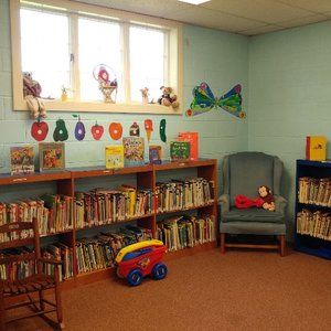 BEAR LIBRARY - Updated December 2025 - 21 Photos - 101 Governors Pl ...