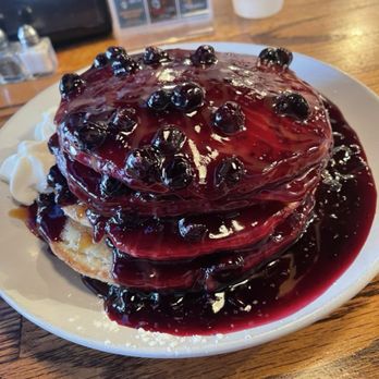 THE HOWLIN BIRD - Updated June 2024 - 183 Photos & 100 Reviews - 123 S ...