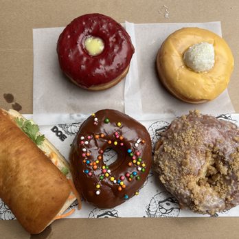 DOE DONUTS - Updated May 2025 - 1409 Photos & 882 Reviews - 4110 NE ...