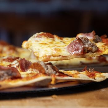 CHICAGO FIRE SACRAMENTO Updated February 2025 884 Photos 1401 Reviews 2416 J St Sacramento California Pizza Restaurant Reviews Phone Number Yelp