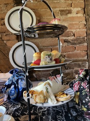 THE KATE PEARL TEA ROOM AT GYPSY’S - 46 Photos & 16 Reviews - 111 ...