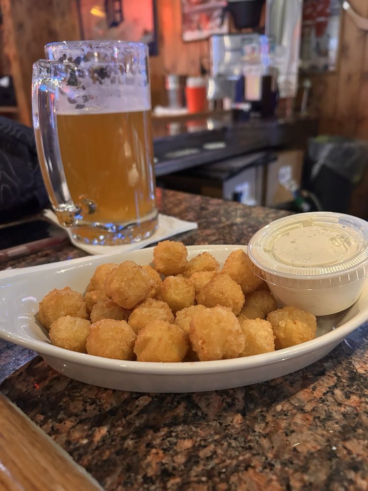 MUGSY’S BAR & GRILL - Updated December 2025 - 55 Photos & 72 Reviews ...