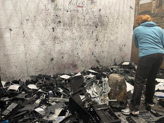 OUTRAGE RAGE ROOM ATL - Updated December 2025 - 3895 Cherokee St NW ...