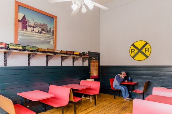 SUB CITY - Updated August 2025 - 19 Photos & 30 Reviews - 311 E Bremer ...