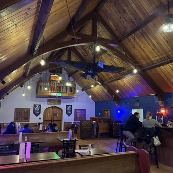 THE LODGE OF LAZARUS CROWE - Updated October 2025 - 23 Photos & 16 ...