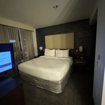 RESIDENCE INN BY MARRIOTT LOS ANGELES PASADENA/OLD TOWN - Updated April ...