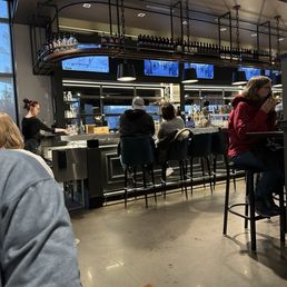 GRACKLE - Updated December 2025 - 208 Photos & 104 Reviews - 11852 Elm ...